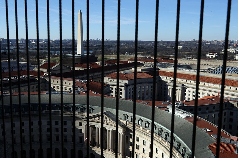 Shutdown of federal security services puts private sector at risk ...