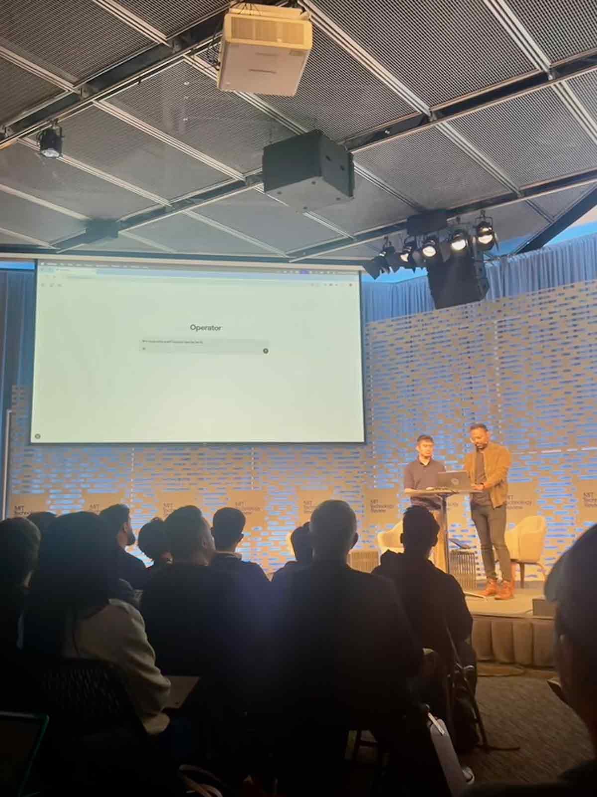 Why enterprise AI is moving toward customization | TechTarget